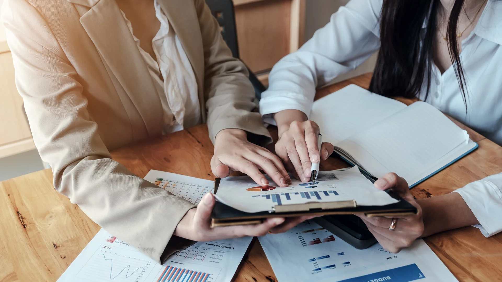 Your Trusted Financial Advisors in Dubai, UAE | Alif Consulting